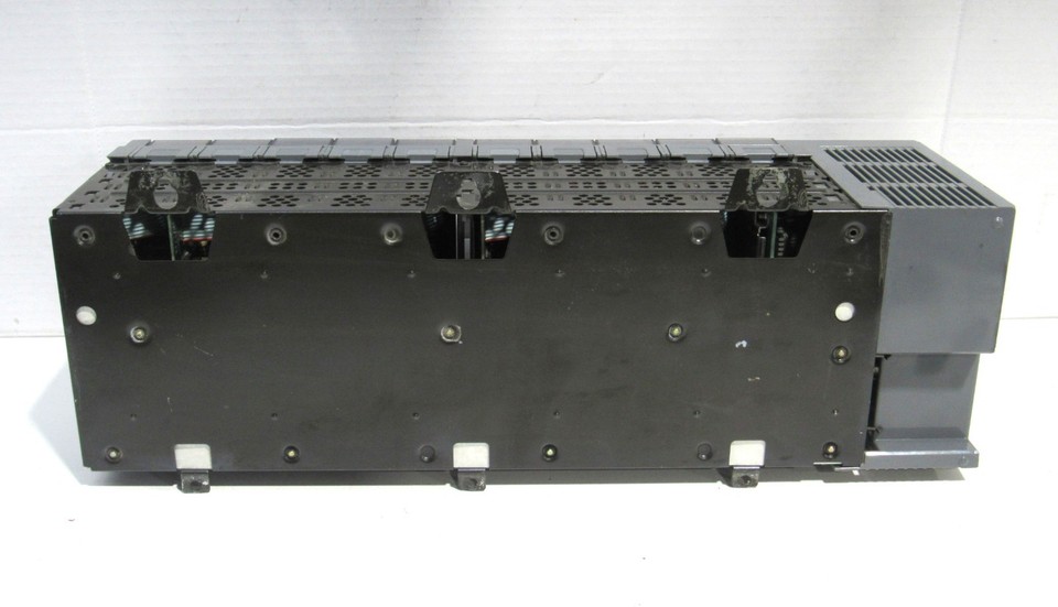 Allen-Bradley SLC-500 10-Slot Rack 1746-A10 Power Supply 1746-P2 w ...