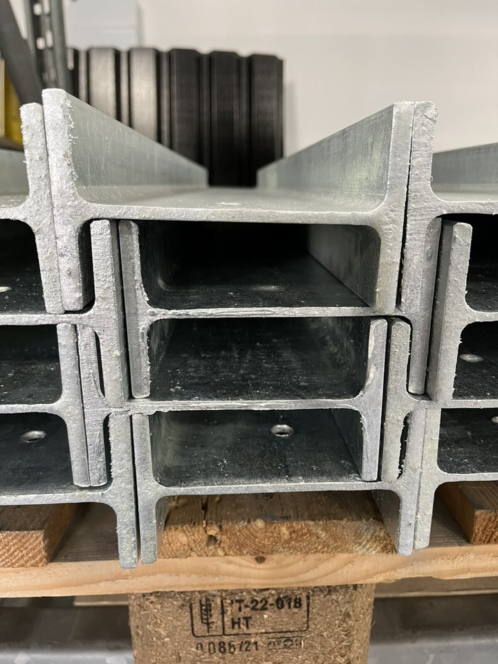 RSJ SLEEPER RETAINING WALL POSTS - HEAVY DUTY TOUGH HOT DIPPED GALV ...