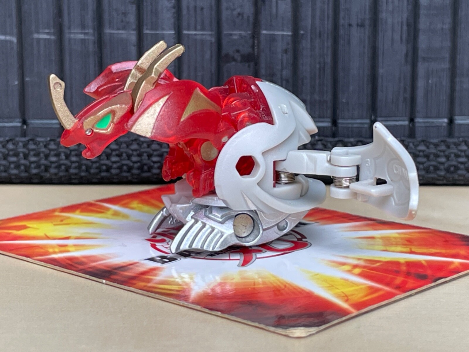Bakugan Mercury Dragonoid