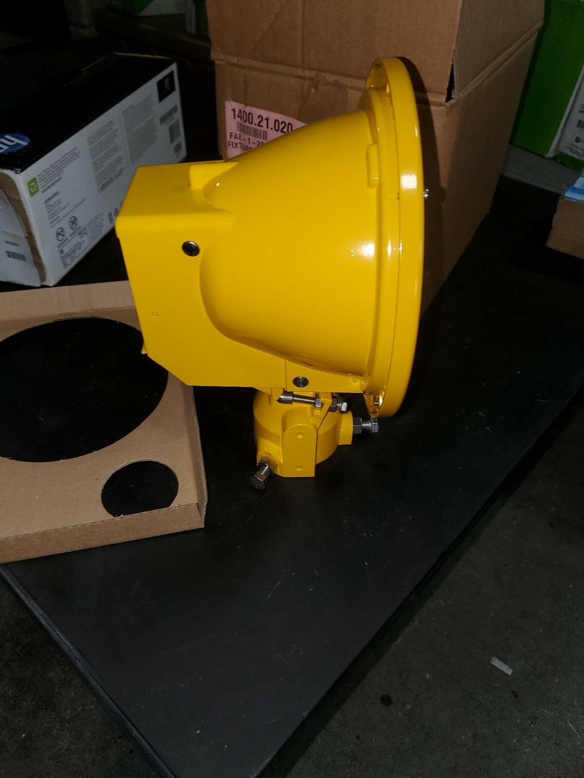 Adb Airfield Runway Edge Stop Bar Elevated Light ADB fae-1-200-r | eBay