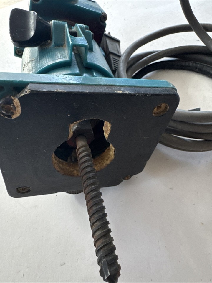 Makita Corded Laminate Trimmer / Router 3700B Ships ASAP | eBay