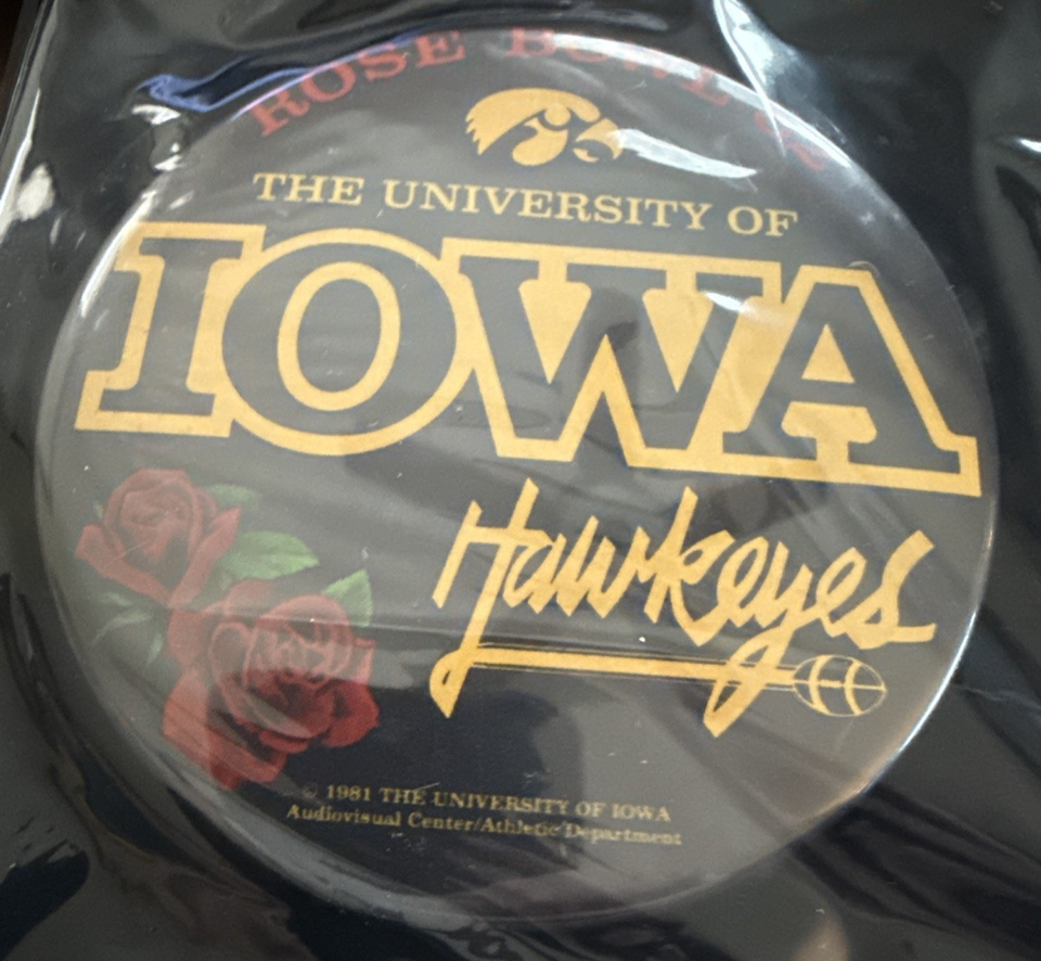1959 1957 1982 Rose Bowl Iowa Hawkeyes Commemorative Badges Pins LE 209 ...