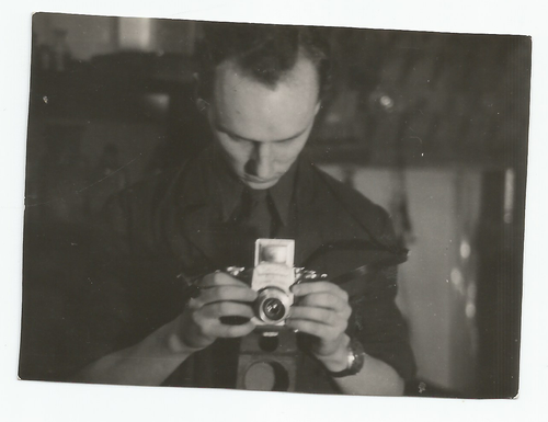 Photo Men Taking Selfie Guy with camera Mirror Reflection Odd Weird ...