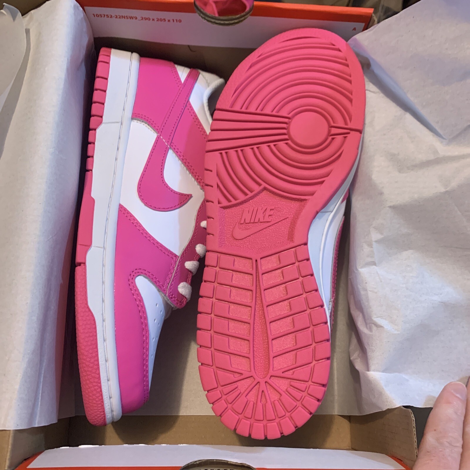 Nike Dunk Low GS Laser Fuchsia Pink Barbie Size 6.5Y 8 WMNS FB9109-102 ...