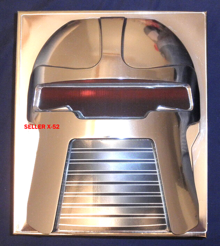 Battlestar Galactica TV Series DVD 70s Cylon Centurion Box lenticular ...