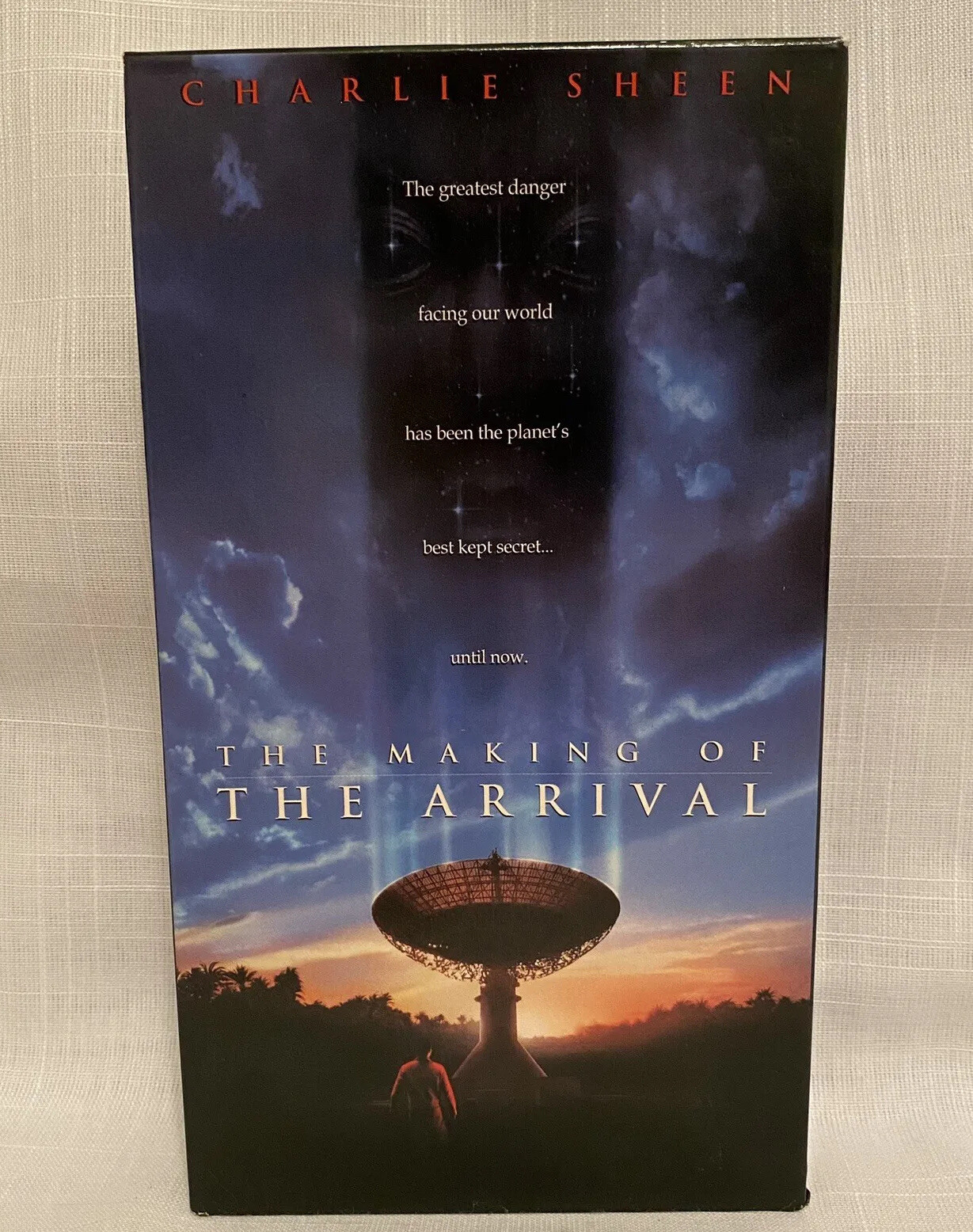 The Making Of The Arrival VHS Charlie Sheen Sci Fi Aliens Live Very ...