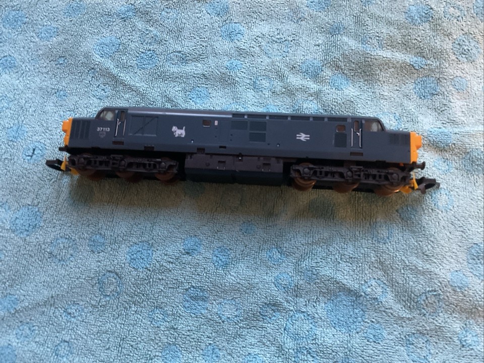 British Rail Class 37 Diesel Locomotive Lima/Bachman In BRGreen Livery ...