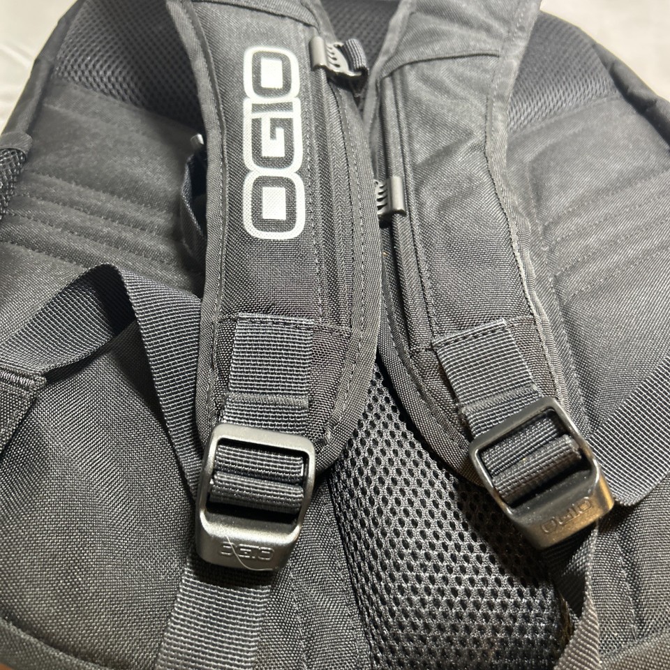 NEW OGIO Rogue BLACK Back Pack Work/School Backpack Laptop computer ...