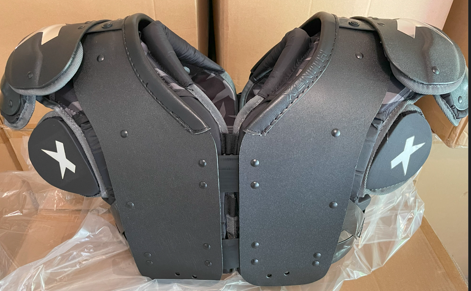 NEW Xenith Pro Varsity Adult All Purpose Football Shoulder Pads 2XL XXL ...