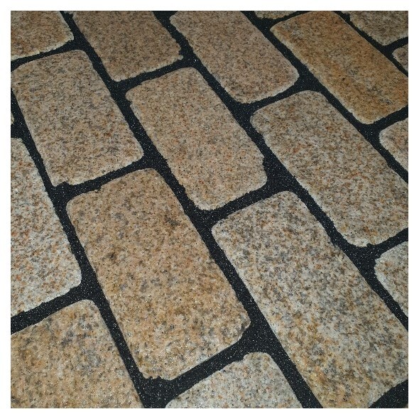 Yellow granite Setts Pavers Edging Blocks Driveway - Tumbled ...