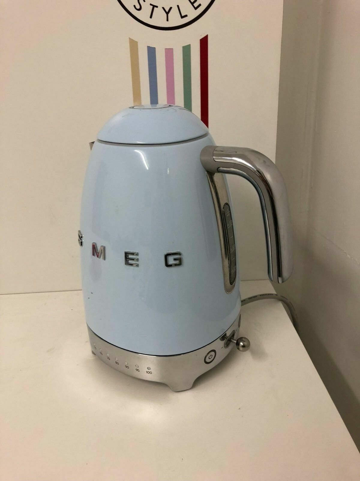 Smeg KLF04 50's Retro Kettle, Choice of Colour, Customer Return, Dent ...