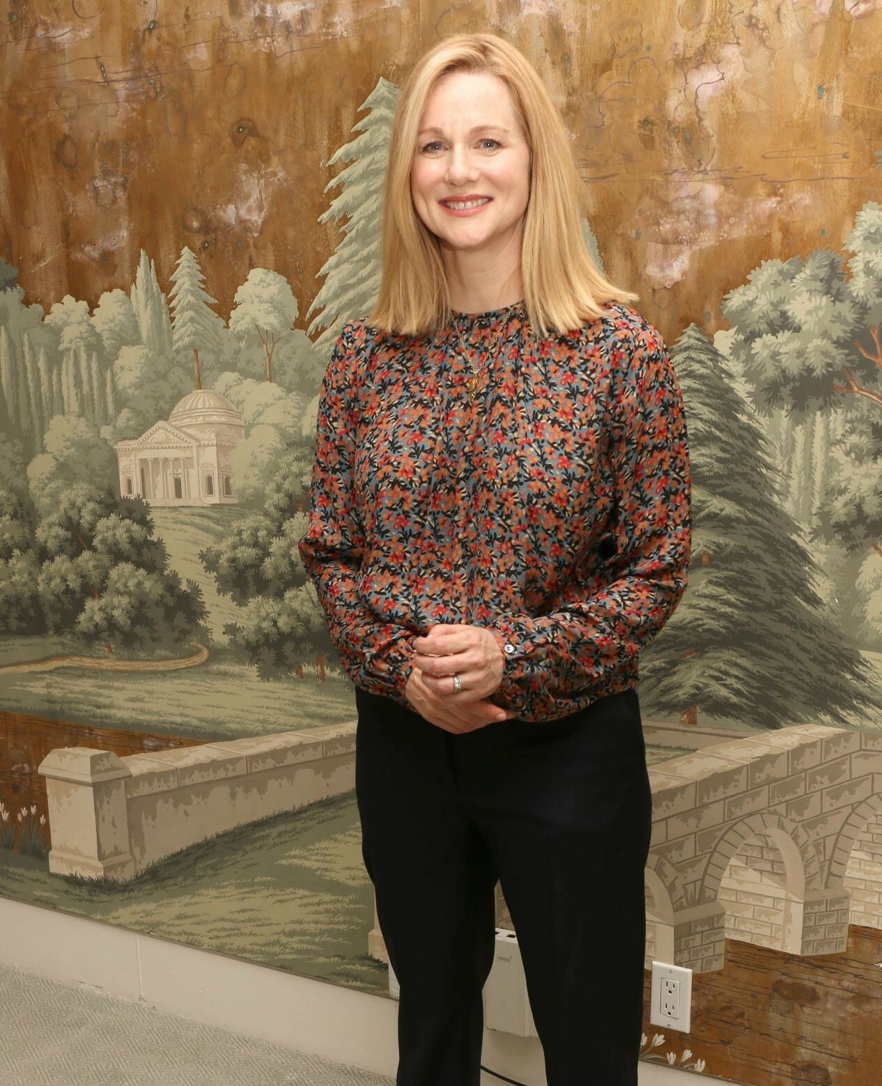 Laura Linney Glossy 8X10 Photo Picture Print Image E | eBay