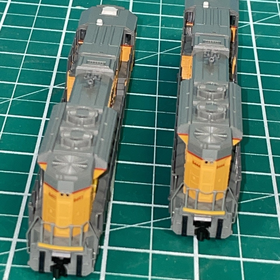 New! N-Scale Kato 176-8438, 8404 SD70ACe Cab Headlights UP Pair $ 270. ...