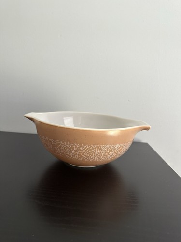 VINTAGE PYREX 443 WOODLANDS 2.5 L BOWL | eBay