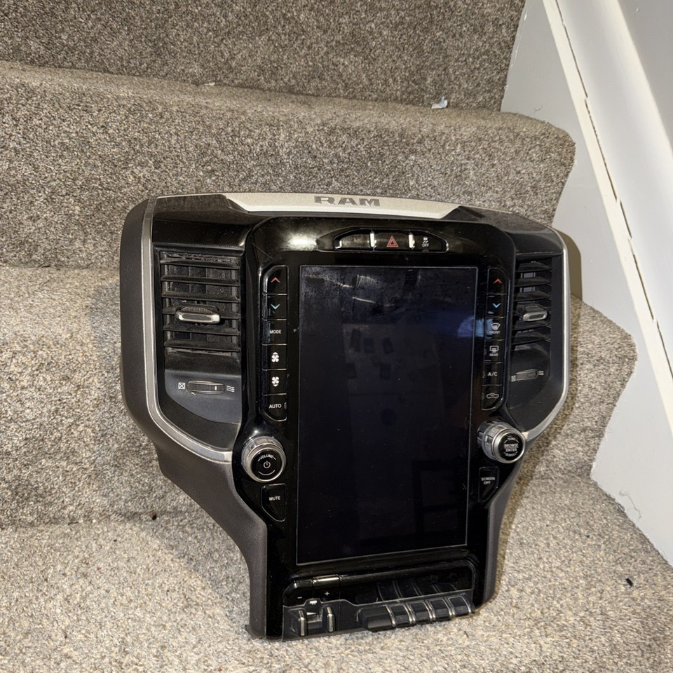 2020 Dodge Ram 2500 OEM Display Screen Minor Scratches 8.4'' Screen | eBay