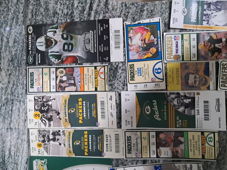 HUGE GREEN BAY PACKER TICKET STUB LOT FAVRE, REGGIE, RODGERS, FREEMAN ...