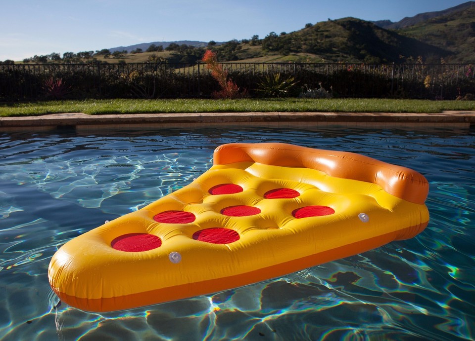 🎉 SUMMER SALE 6' Giant Pizza Float Inflatable Pool/Water Toy 2 Drink ...