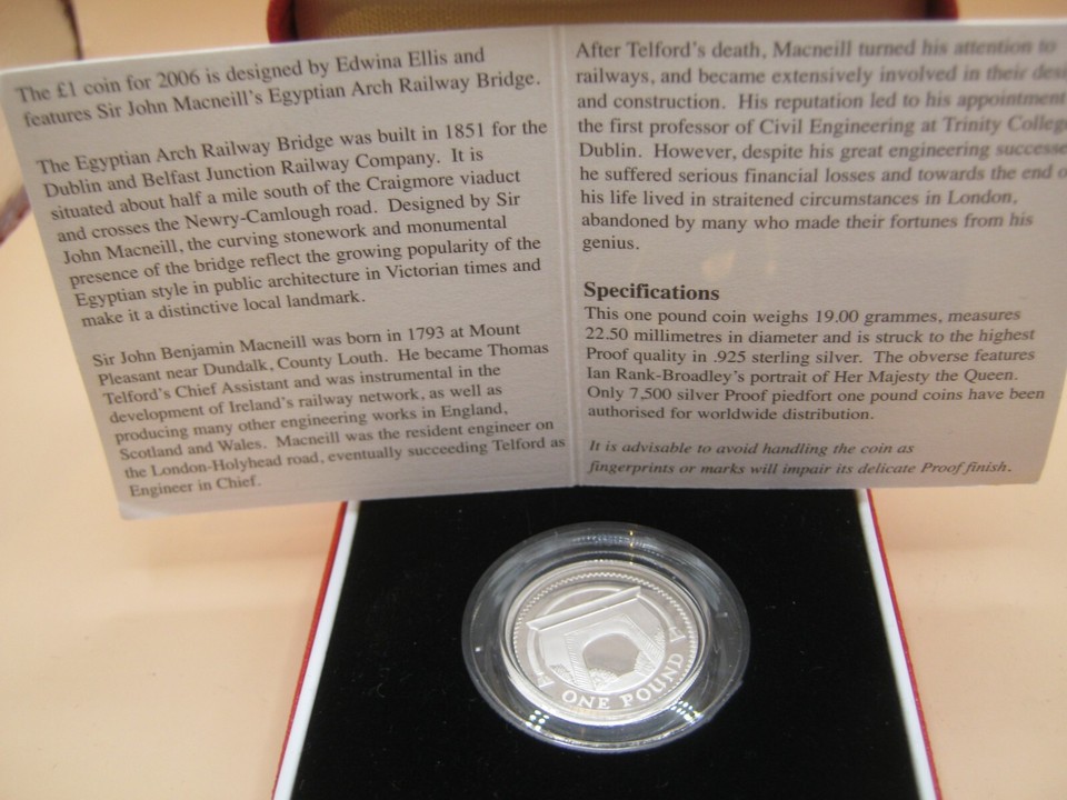 BULLION Royal Mint Solid Silver 2005 Piedfort Proof One Pound Coin ...