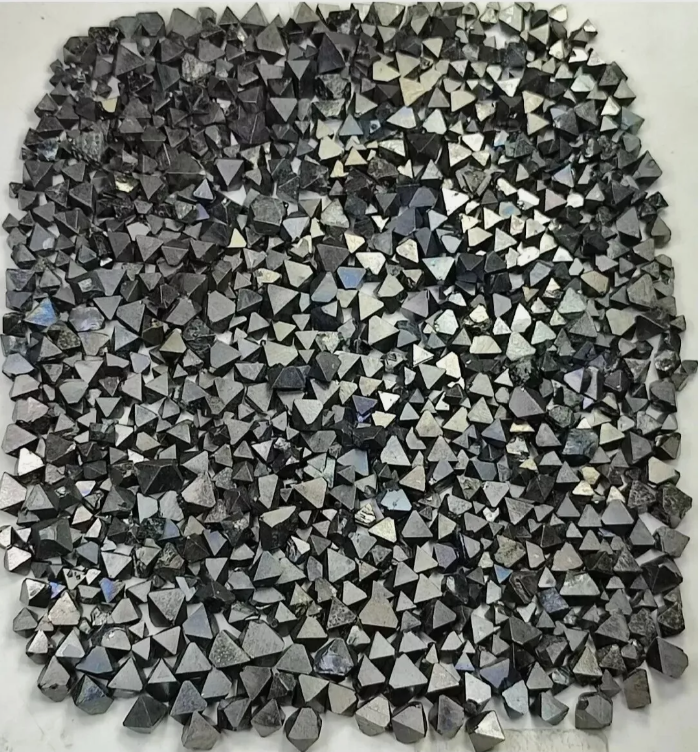 1000 GM Full Terminated Natural Black Octahedral MAGNETITE Crystals ...