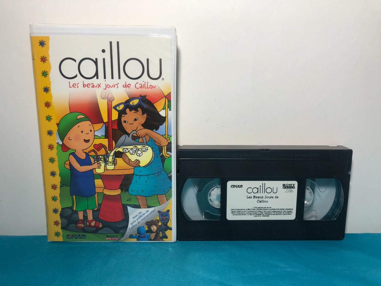 Caillou Les beaux Jours de Caillou VHS tape & clamshell case | eBay
