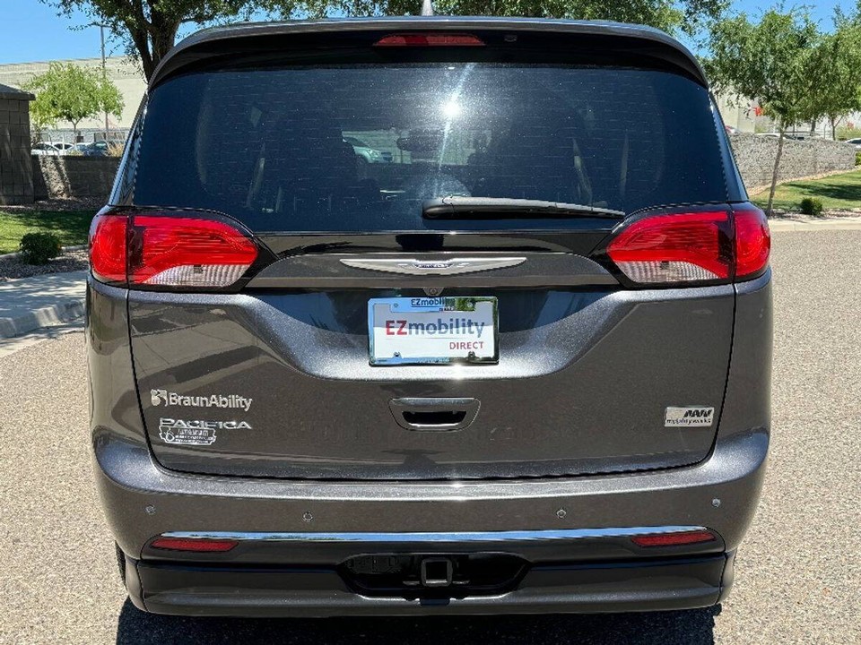 2020 Chrysler Pacifica Touring L Plus 4dr Mini Van | eBay