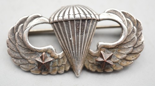 WWII Sterling Army Airborne Paratrooper Jump Wings Badge W/ 2 Combat ...