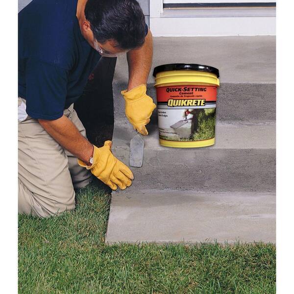 Quikrete 20 lb. Quick-Setting Cement Concrete Mix Repair Broken Corner ...