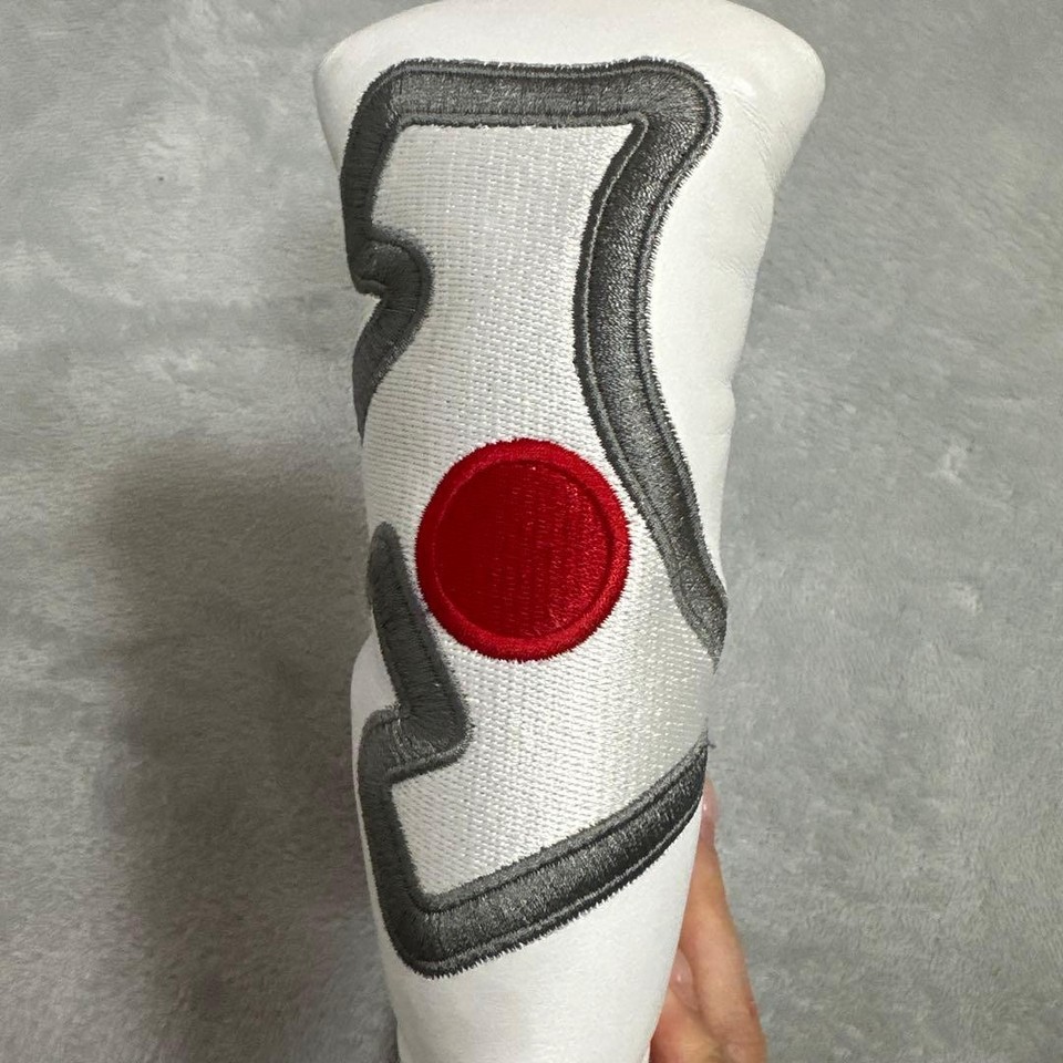 Scotty Cameron Japan Limited Japan Dog Putter Headcover White Red Blade ...