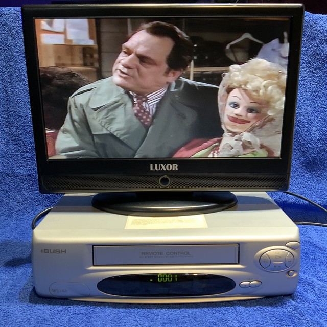 Bush VCR VHS Video Cassette Recorder Vintage Vcr906sil Silver for sale ...