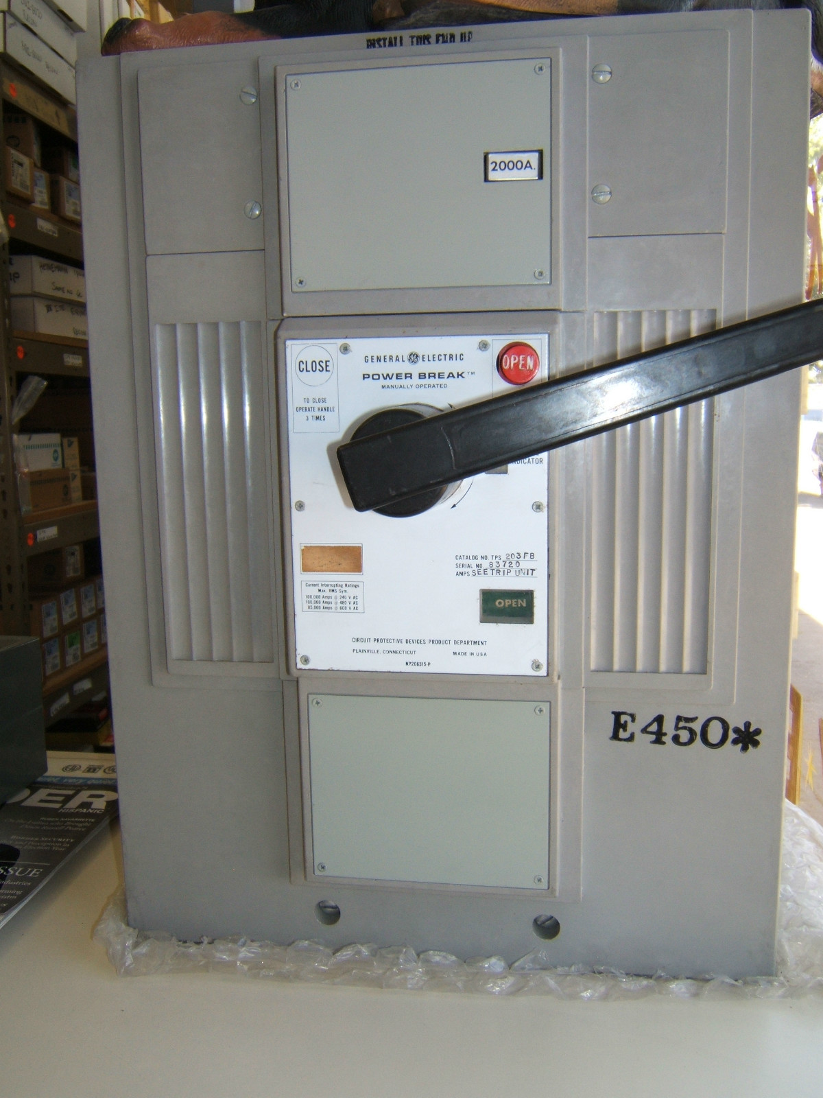 GENERAL ELECTRIC POWER BREAKER CAT# TPS203FB 600V 3P 2000A | eBay