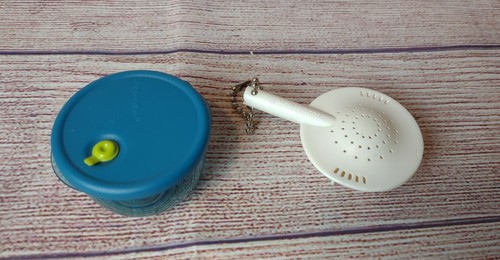 Vintage Mini Tupperware Bowls w/ Lids Key Chain & Magnet | eBay