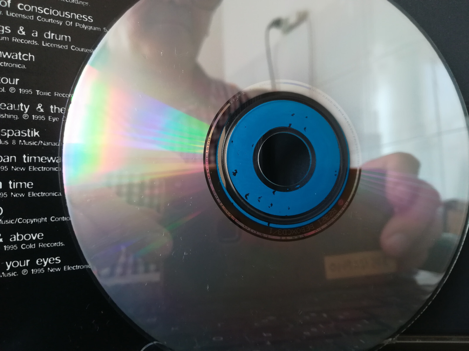 209 - THIS IS ... TECHNO THE PRODIGY TRIO SCANNER CARL COX etc etc CD ...