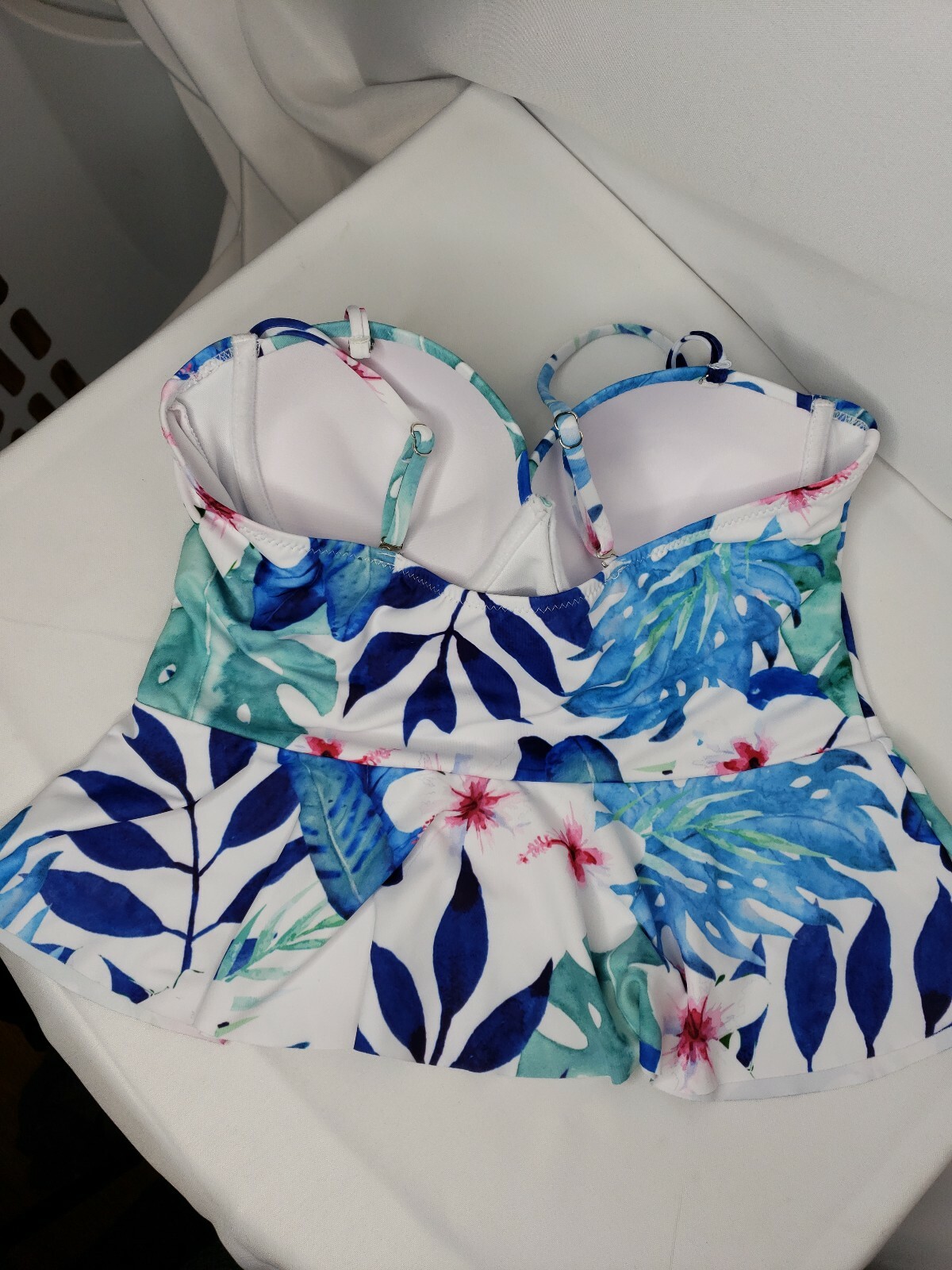 Cupshe Swimsuit Top Size M Padded Underwire Cups Floral | eBay