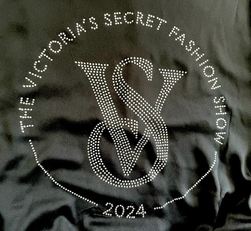 XL/XXL NWT VICTORIA SECRET Fashion Show 2024 Black Bling Satin Long ...