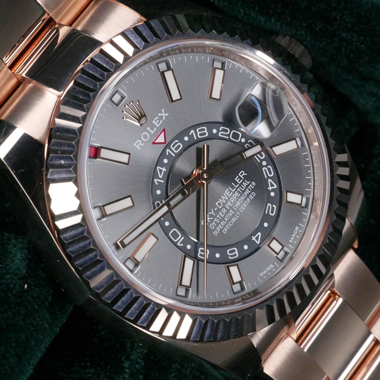 Rolex Sky-Dweller 40MM Rhodium Dial Rose Gold Steel MINT COMPLETE SET ...