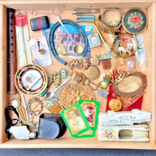 @@LOOK SALE@@ 10 pound lot of collectibles, old & new items",Bulk #TT54 ...