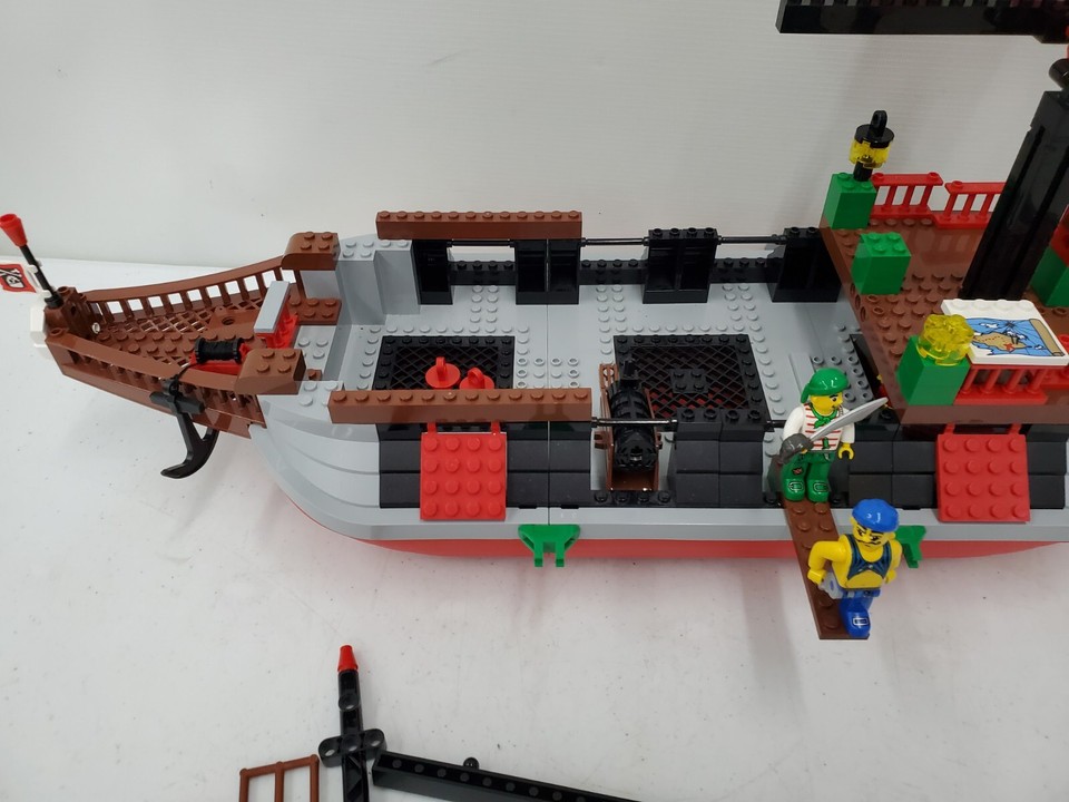 Lego 7075 Captain Redbeard’s Pirate Ship (128157-1 EO I2) | eBay