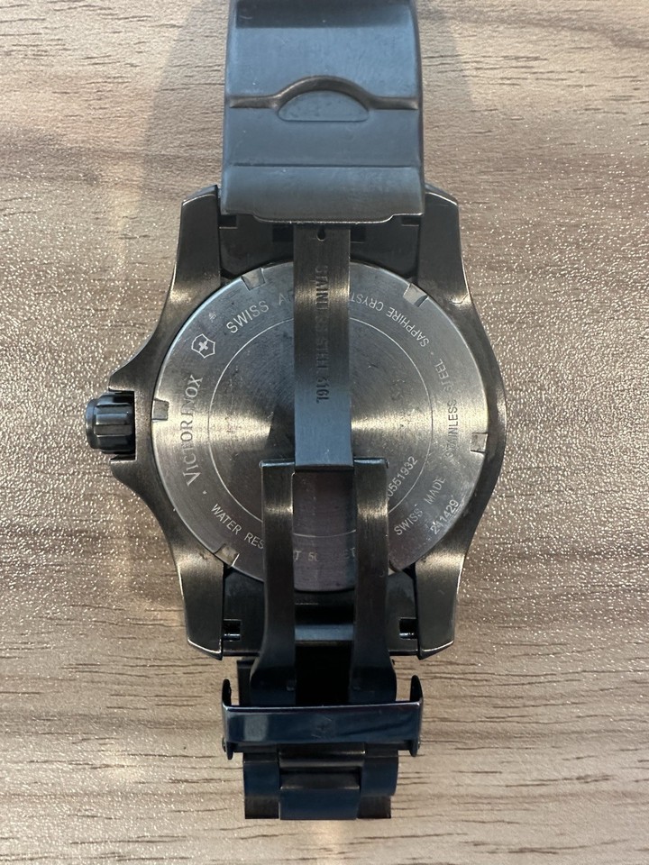 Victorinox Swiss Army Dive Master 500 Quartz | eBay