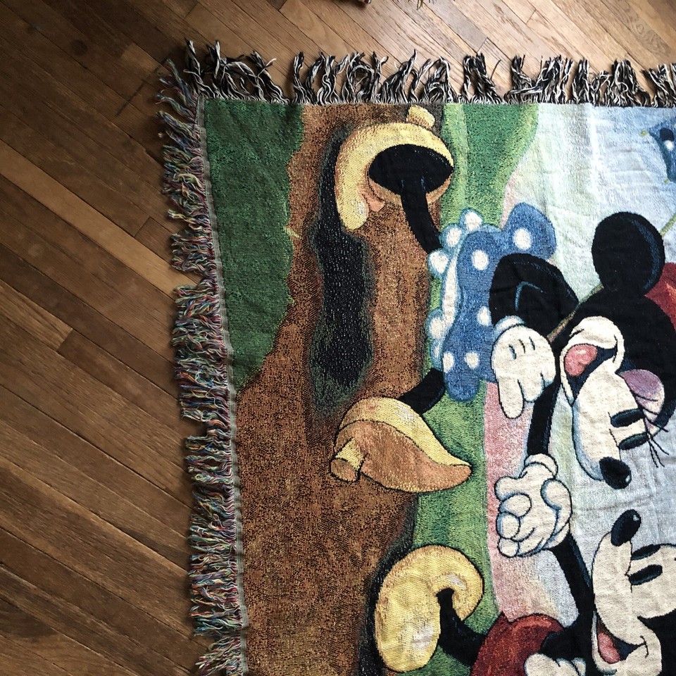 Walt Disney World Mickey & Minnie Mouse Tapestry Fringe Blanket Picnic ...