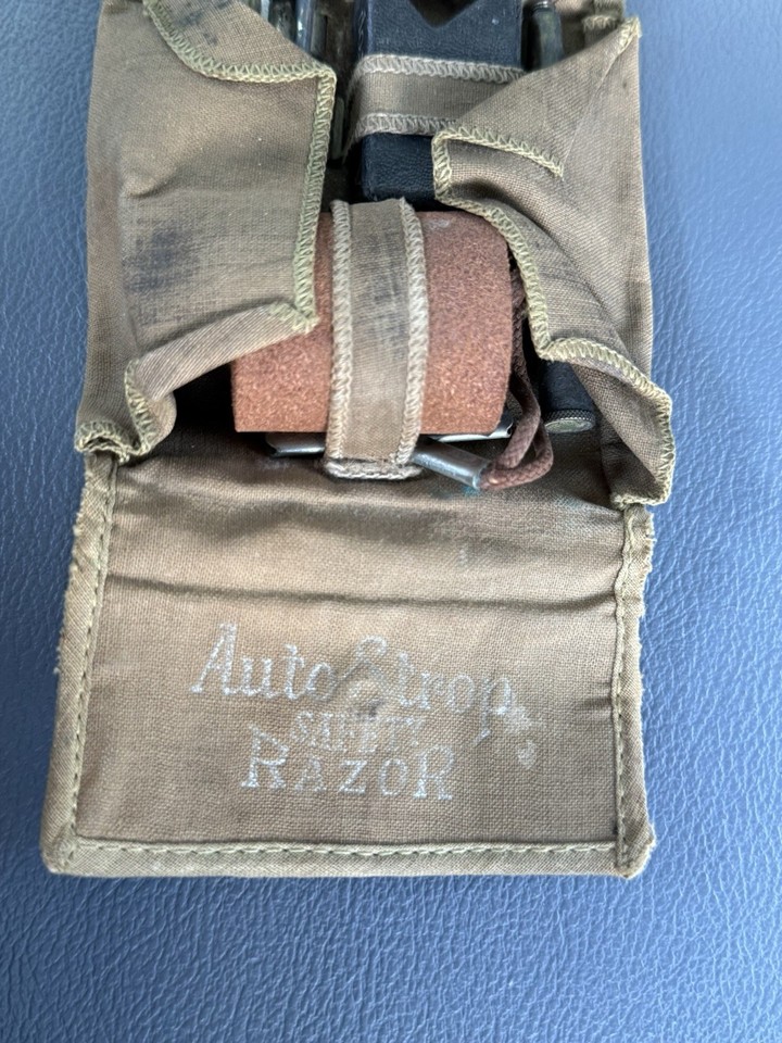 WWII US Army Shaving Kit Safety Razor Set Officer Quality AutoStrop ...