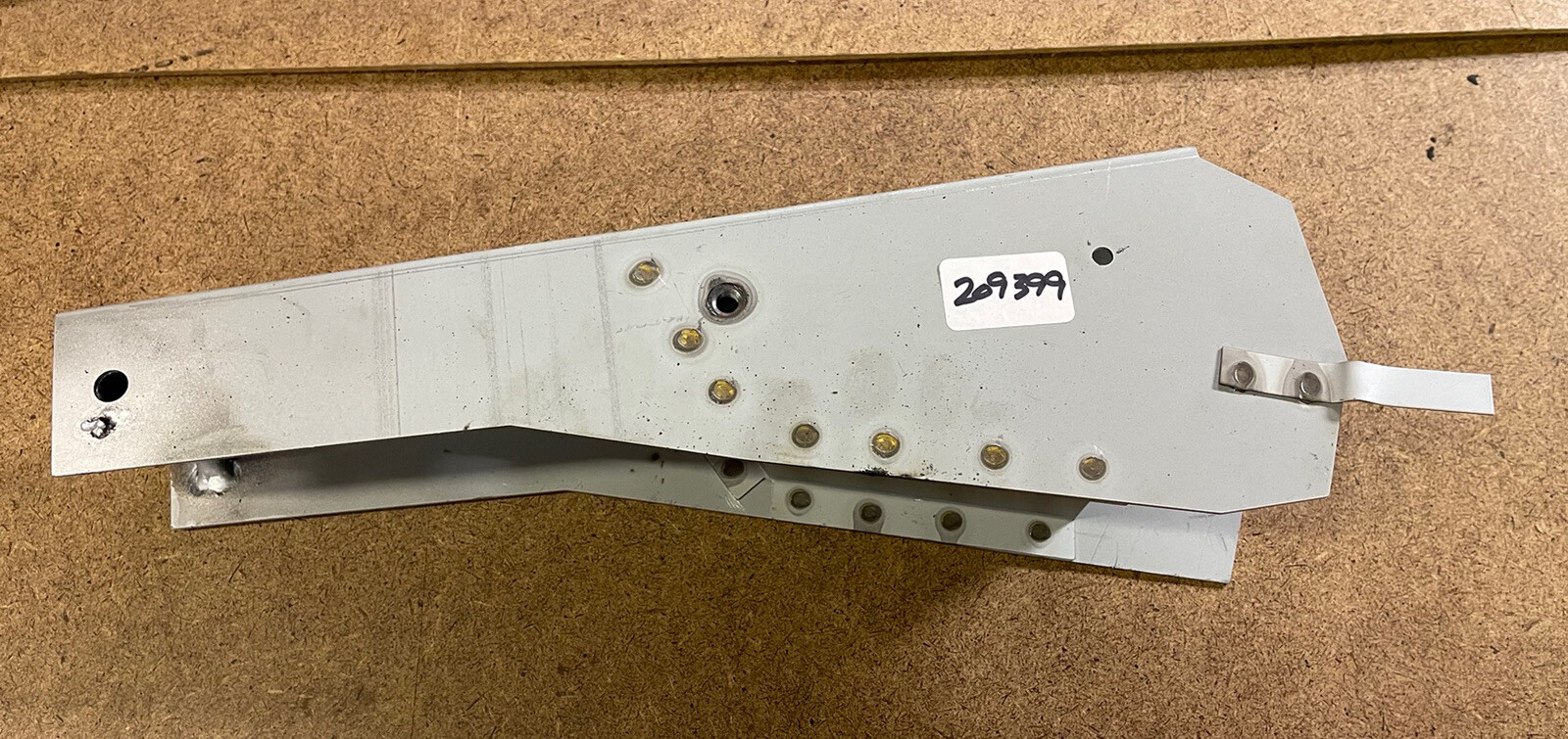 TRIUMPH 209399 SPITFIRE RANGE & GT6 RANGE L/H/F CHASSIS OUTRIGGER ...