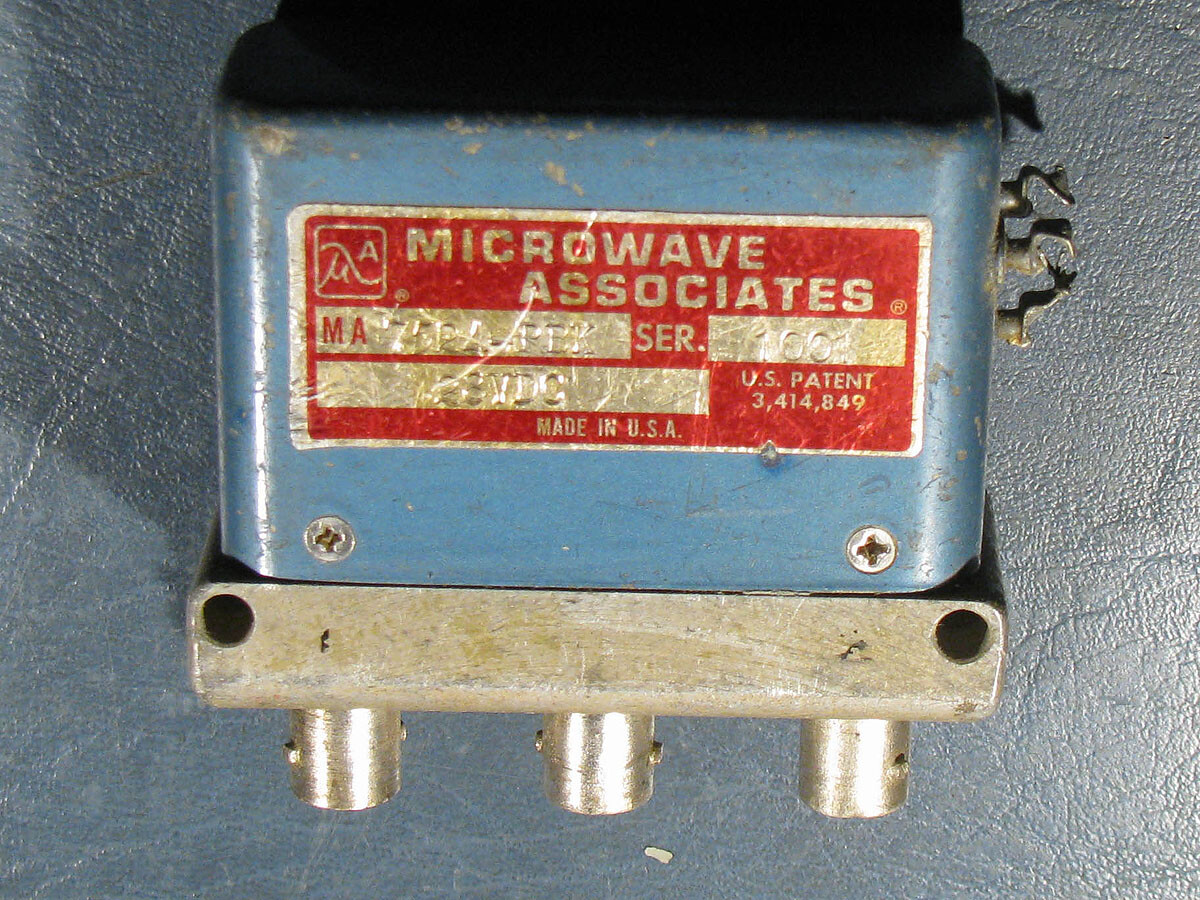 Microwave Associates 7524-PBK Coaxial Switch With BNC Connectors | eBay