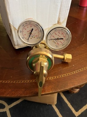 Harris heavy duty 9200-125-540 Two Stage Oxygen Regulator. | eBay