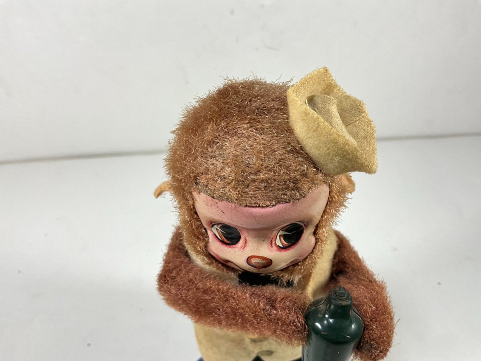 VINTAGE 1960'S WIND UP MECHANICAL MONKEY WITH BOTTLE. WORKS! | eBay