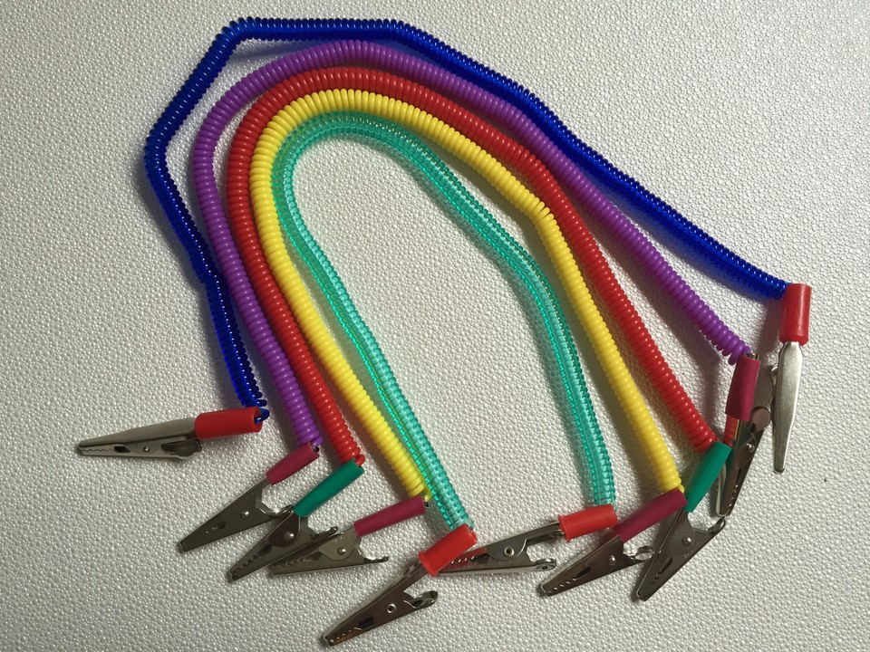 5pcs Plastic Dental Bib Clips Flexible Napkin Holder 5 Colors assorted ...