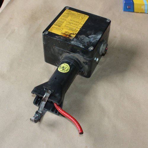 Raychem JBS-100-EP Junction box with E-100-E end seal | eBay