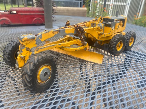 Vintage Ertl Caterpillar No 12 Motor Grader Toy Construction Tractor ...