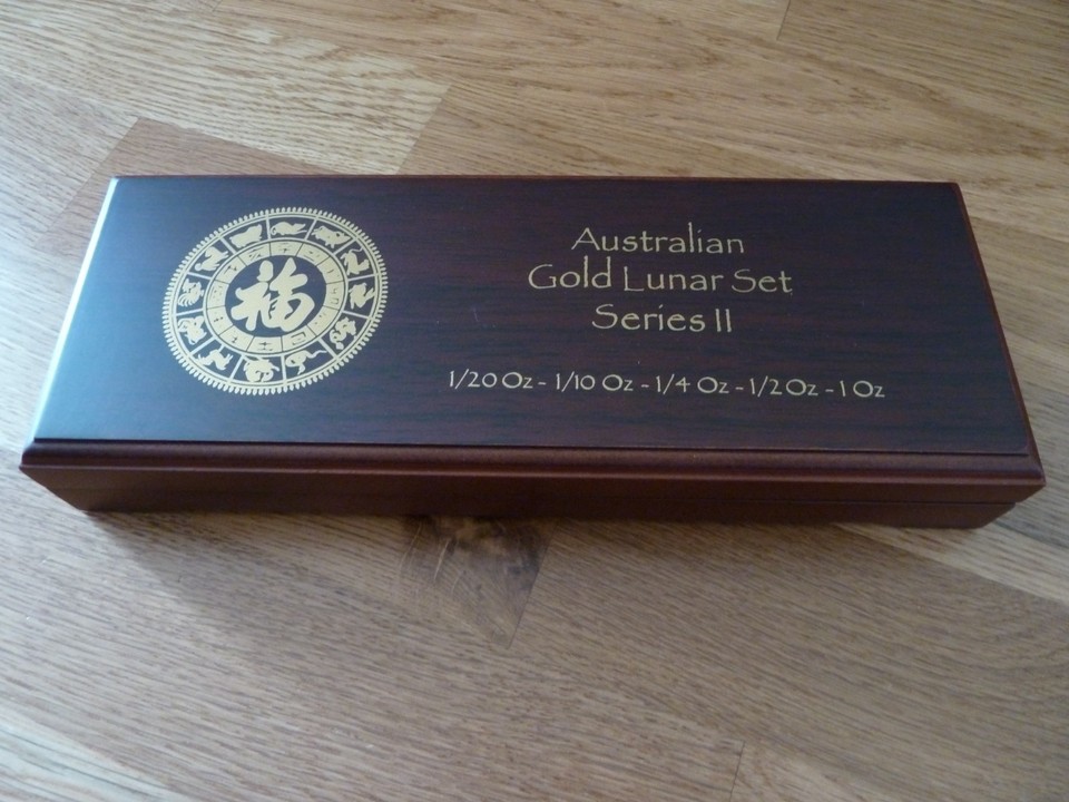 Lunar Series 2 Wooden Type-Set Coin Box for 1/20 oz - 1 oz Gold Coins ...