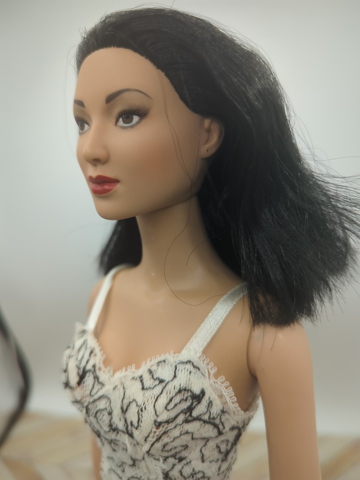 Robert Tonner 16" Fashion Doll Mei Li Asian Doll In Lingerie 2003 | eBay