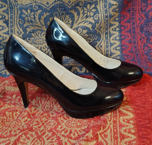 Nickels Patent Leather Pumps Black 7.5 M 3.5in Heel *Nick In Heel Denny ...